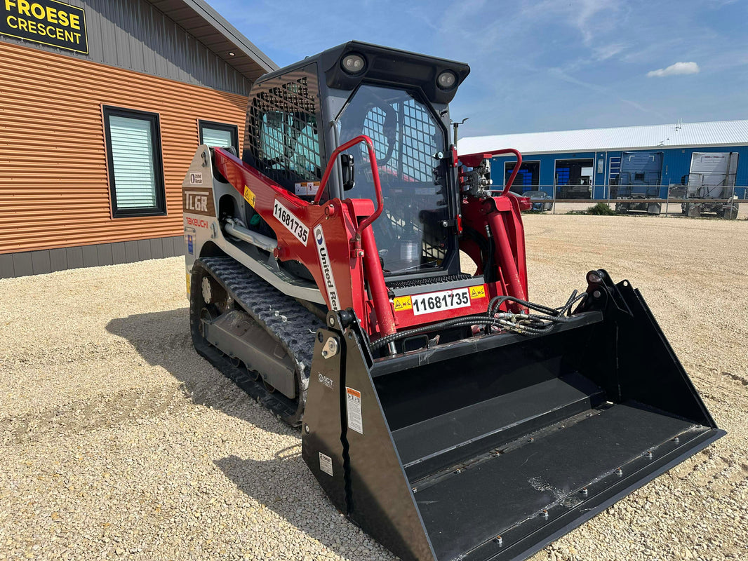 TAKEUCHI SERIES – Skid Steer Doors